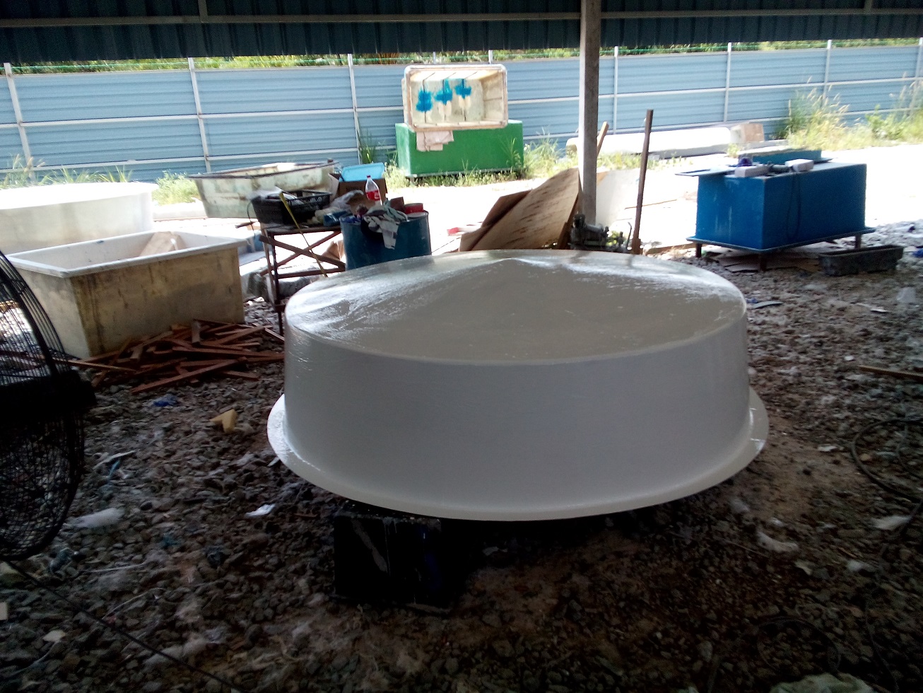 Slope Bottom : Dia 2000 MM x H 500 MM With 6 " Slope Bottom & Leg ...