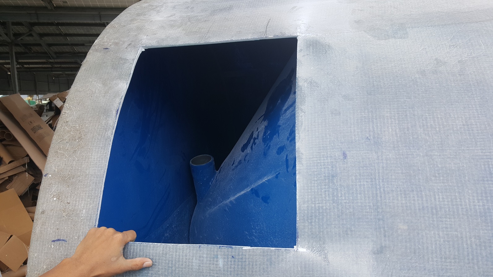 Slope Bottom : Dia 7 FT x H 15 FT Flat Bottom With 3 FT Inner V-Slope ...