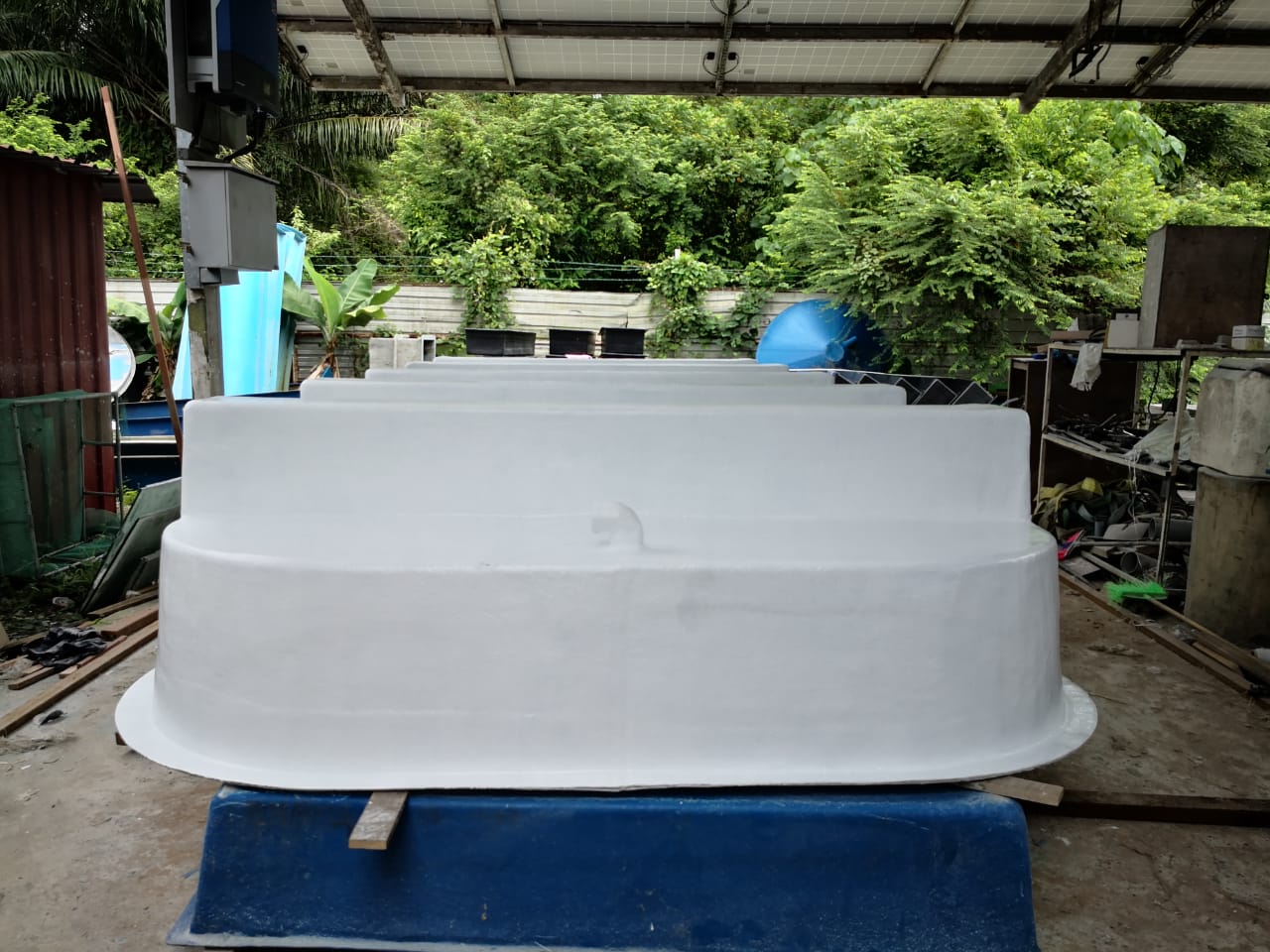 Raceway Tank : Raceway Tank