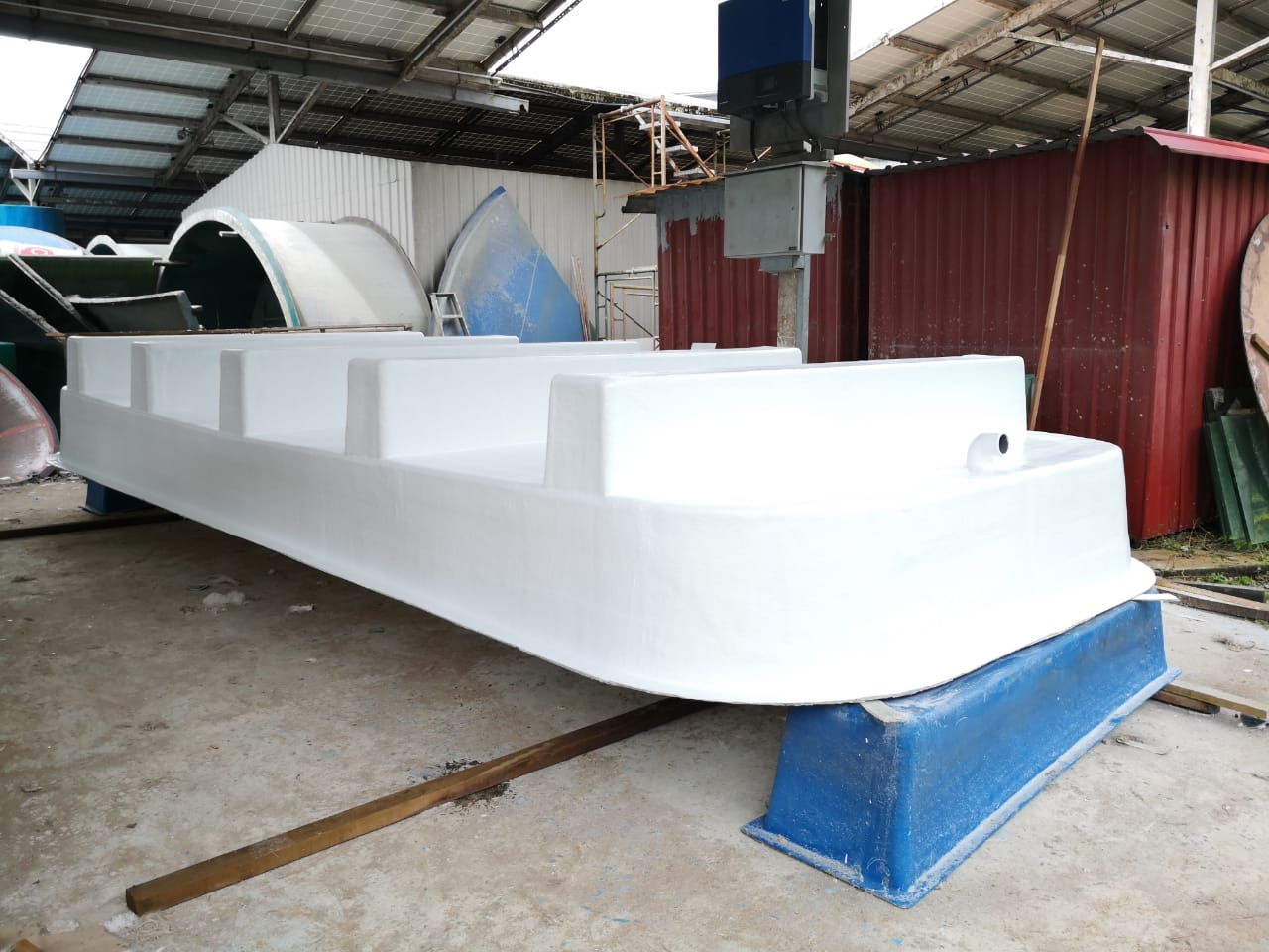 Raceway Tank : Raceway Tank