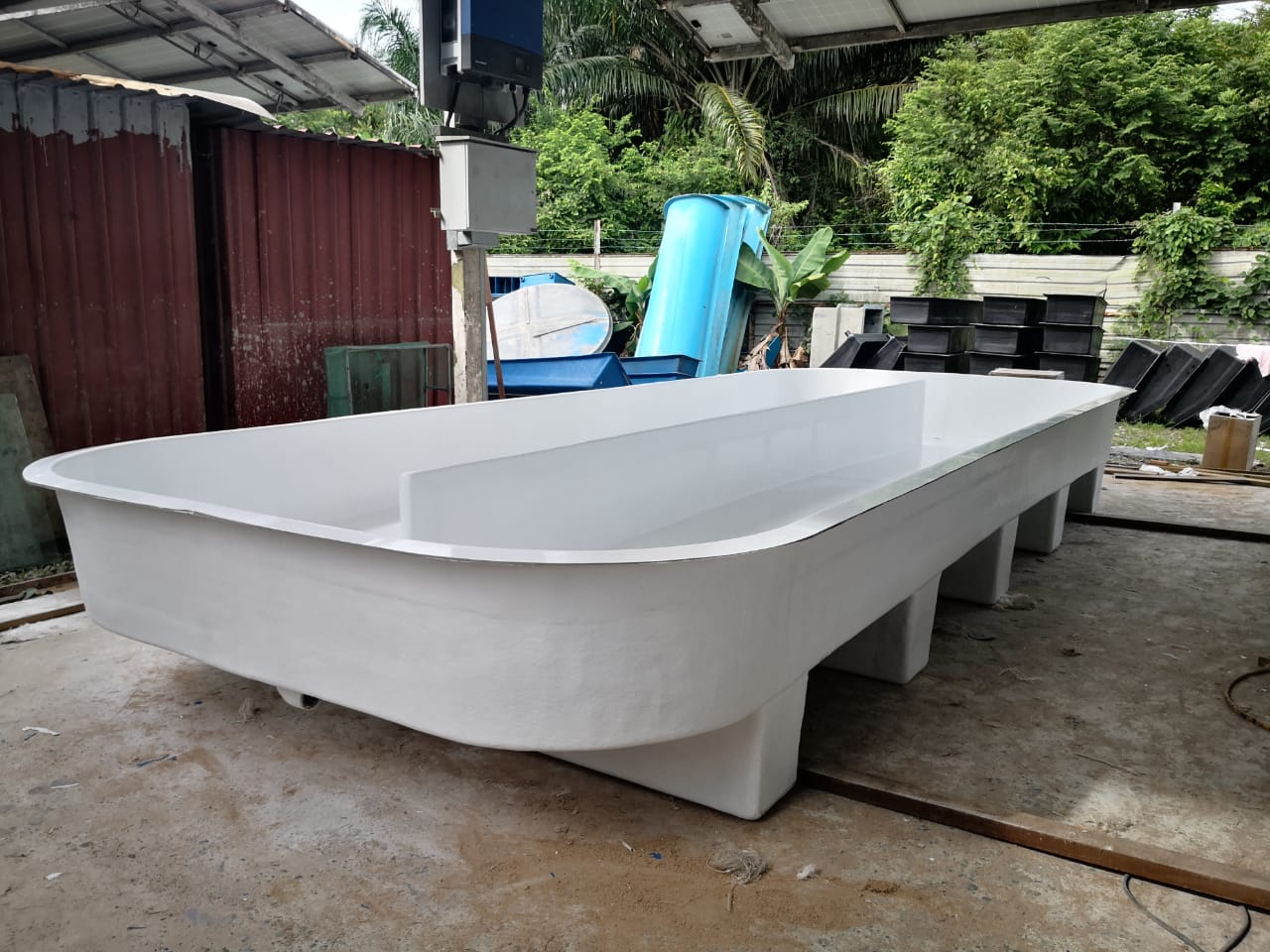Raceway Tank : Raceway Tank